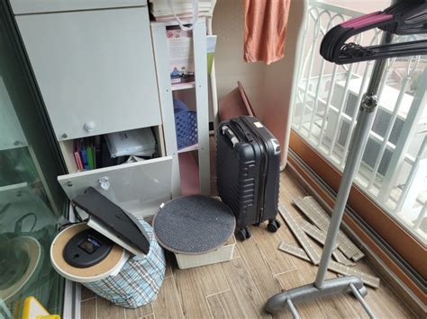 마포구 대흥동 이사 가구 버리기 이사 쓰레기 버리는법 티비장 수거 이불 버리는법 가정 쓰레기 분리수거 책장 폐기가격 책상 치우는법 플라스틱 선반 수거비용 창고 쓰레기 정리