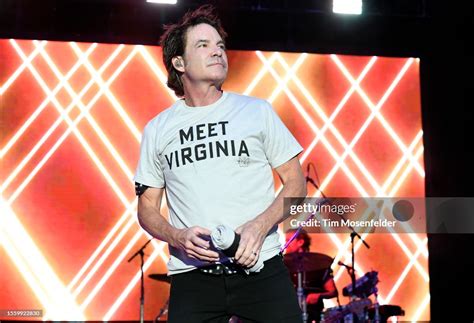 Pat Monahan Of Train Performs In Support Of The Bands Am Gold