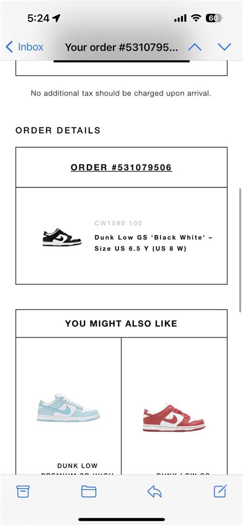 Pandas R Repsneakers