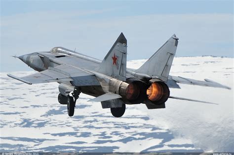 ВВС России - МиГ-25РБ