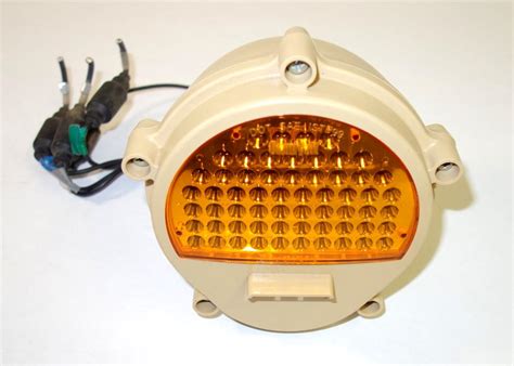 24 Volt Amber Led Front Turn Signal Marker Light For Common Application