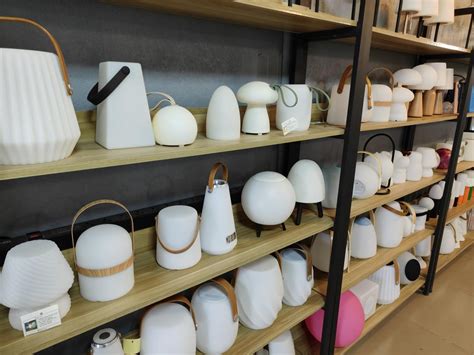 Silicone Lamp Shade Vs Plastic Lamp Shade What You Need To Know Lanxin