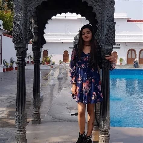 Devanshi Shah Devanshi2775 On Threads