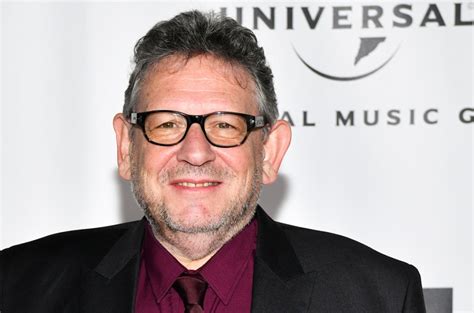 Lucian Grainge New Years Message To Universal Music Staff Read Memo