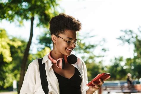 What Is Mobile Learning And How Can It Benefit Your Team