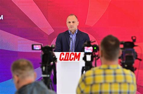 Како премиерот со партиски протест ќе се бори против наводно партизирано судство вели Филипче