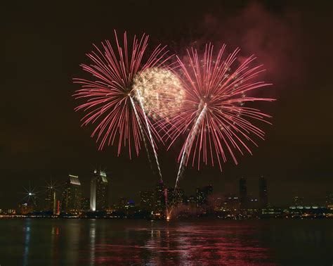 San Diego Skyline Fireworks Photograph By Gigi Ebert Pixels