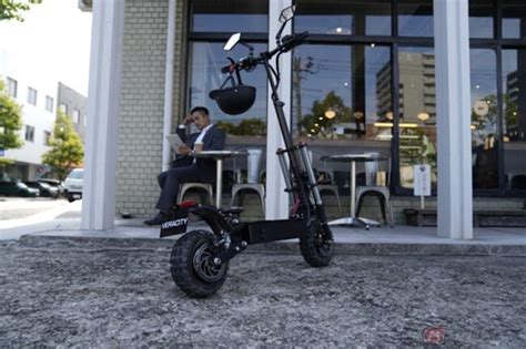 veracity「vx50／vx125」 岡山県発の電動モビリティメーカーからカスタマイズ性に優れた新型キックスクーター登場 バイクのニュース