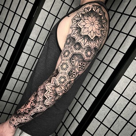 33 Geometric Tattoo Ideas For Men And Women In 2024