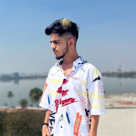 Yash🪽 Yash18 • Threads Say More Yash🪽 Yash18 • Threads Say More