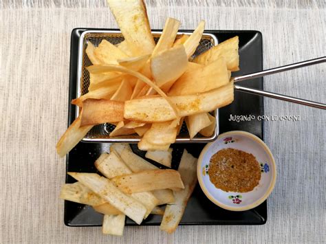Chips De Yuca Con Sal Y Curry