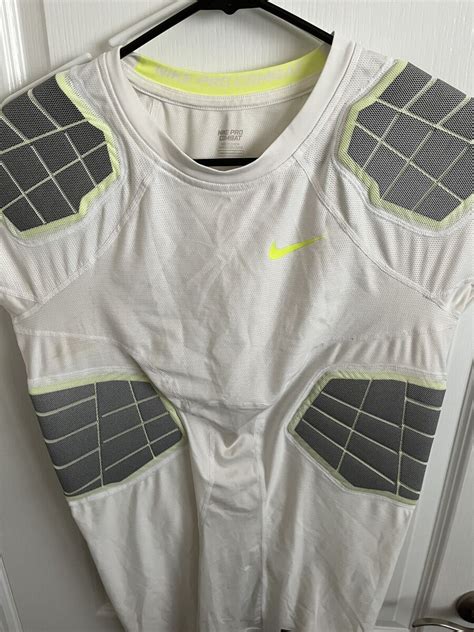 Camiseta Acolchada Nike Youth Pro Combat Hyperstrong Nike Pro