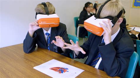 First Ever Virtual Reality Classes Launched In Pakistan