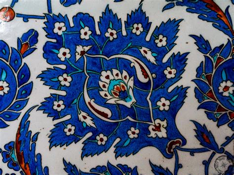 Visiting The Pretty Rustem Pasha Mosque In Istanbul Rusty Travel Trunk