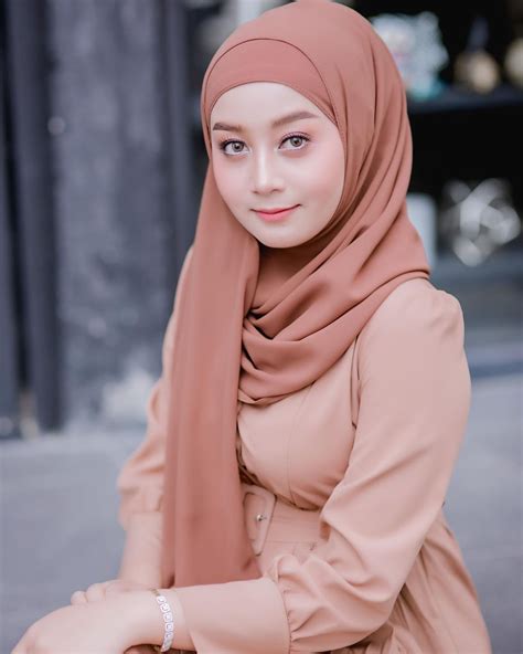 Neelofa Dulu Dan Sekarang Amanda Wright