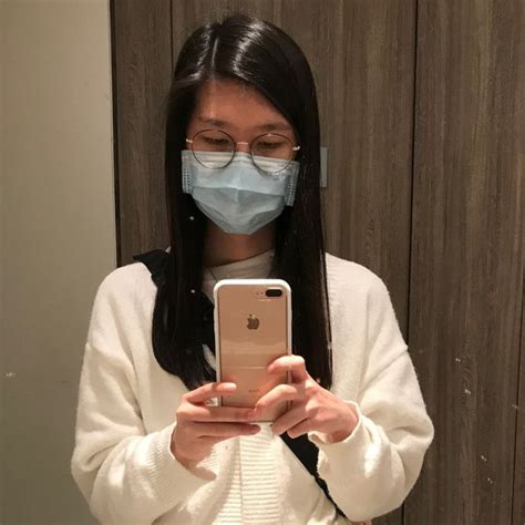三角形 Janet0101 • Threads Say More
