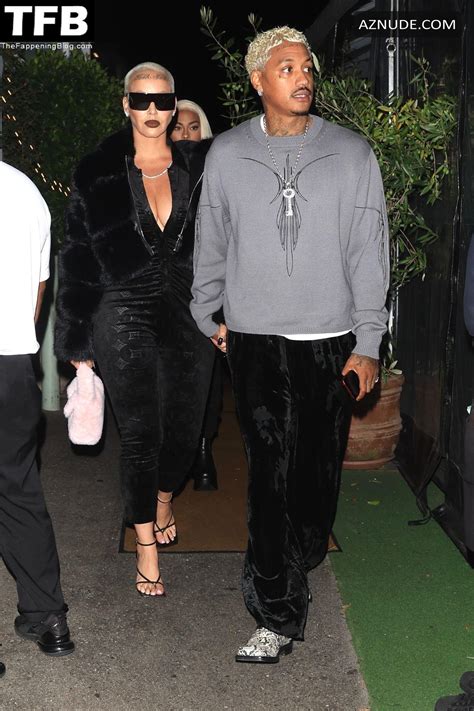 Amber Rose Sexy Seen Flaunting Her Hot Cleavage At Giorgio Baldi In Santa Monica Aznude