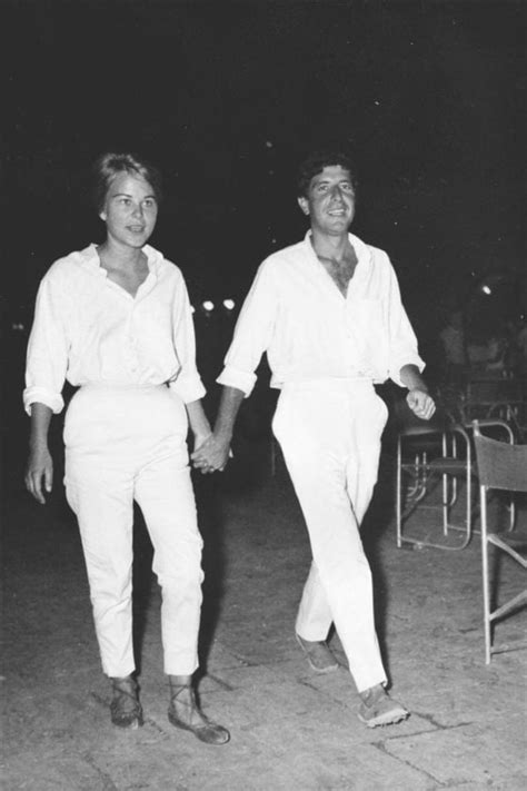 Leonard Cohens Hydra Love Story On Film Neos Kosmos