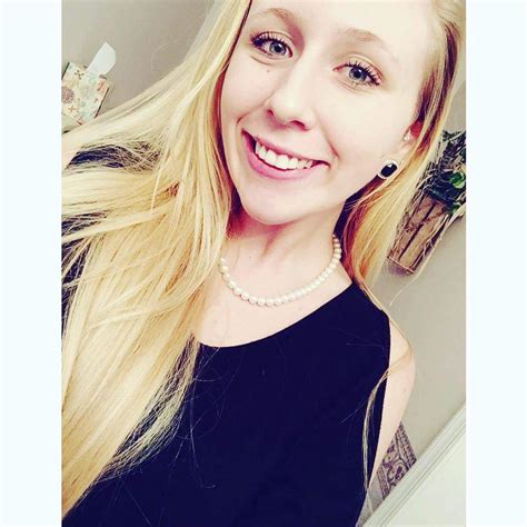 Chelsea Peretti Porn Look Alike Chelsea Peretti Look Alike Porn Melissa