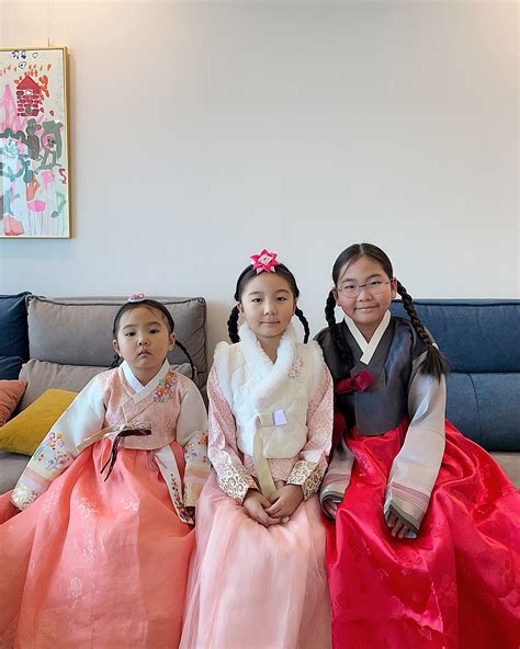 이나연 책육아 엄마표영어 다국어 스스로 해결해보고 다른 사람들에게 설명해보면서 본인 것으로 만들기 🧒🏻 여기에 영어로 설명하기 추가 ️ 꾸준히 너의 속도로