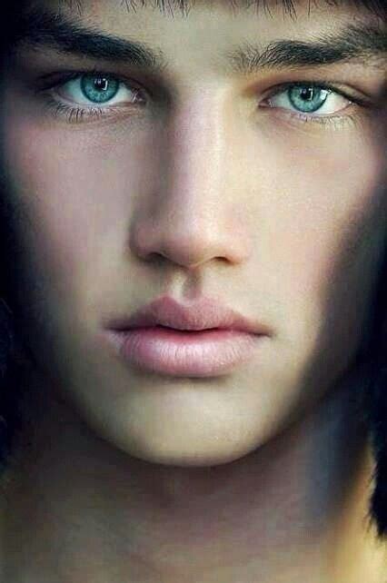 Photos The Most Beautiful Blue Eyed Men In The World Artofit