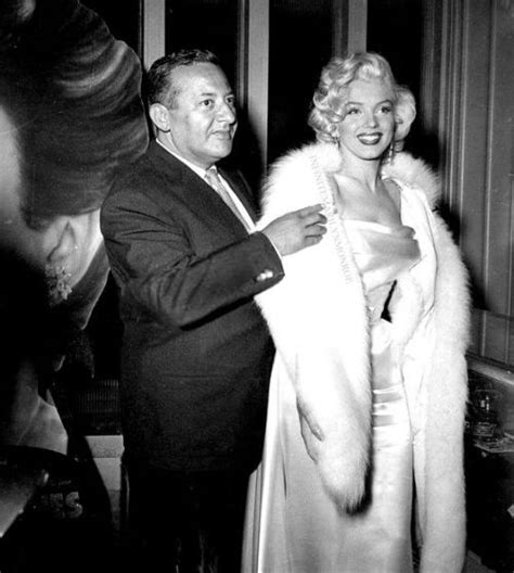 13 Rarely Seen Photos Of Marilyn Monroe Marilyn 1953 Marie Wilson