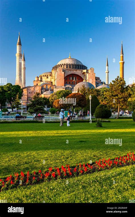 Hagia Sophia Aya Sofia Sultan Ahmet Park Morning Historic Areas Of Istanbul Sultanahmet