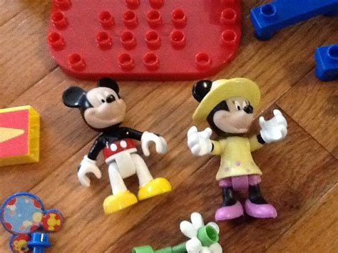 Mickey Mouse Clubhouse Mega Bloks Blocks Play Recital Garage Parts 2 Figures 1832267636
