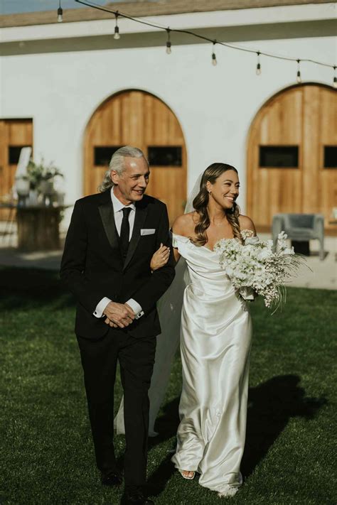 Cammie Scott And Taryn Arnolds Wedding In The Coachella Valley