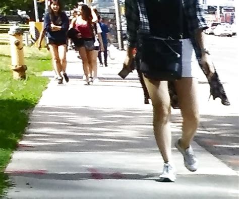 Candid Legs And Feet Porn Pictures