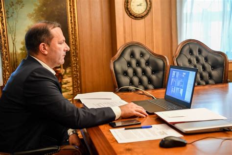 Премиерот Спасовски на панел дискусија Состојбата на Ромите во