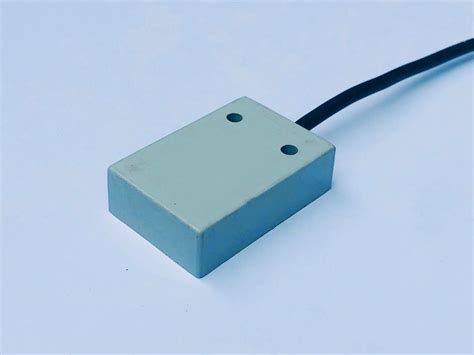 Samrat Wire Rectangular Inductive Proximity Sensor For Metal Sensing Mm At Rs Piece In