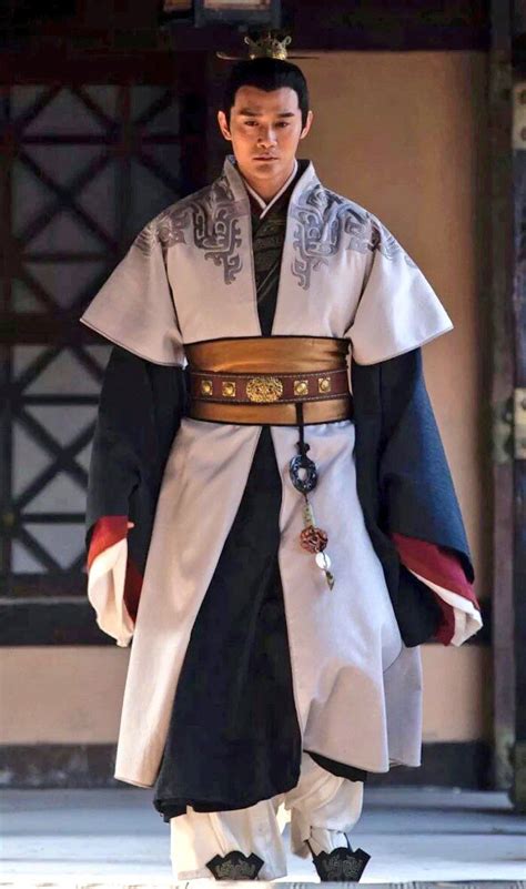 Traditional Chinese Men Outfit