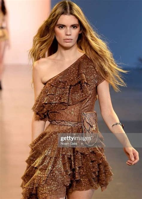 Ombeline Le Mire Cahn Model Detail By Client