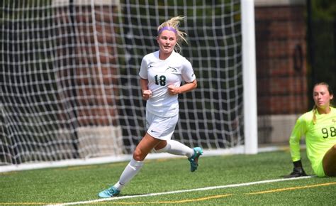 Le Moynes Lindsey Leblanc Embracing The Challenge Of Moving To Division 1 New England Soccer