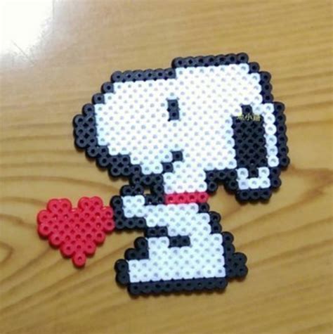 用 View 拼湊漂亮的圖案 哇～通常以為工程師的藝術細胞應該都死翹翹了，想不到出現這麼童趣的回家作業。 By Jayce Liao 彼得潘的 Swift Ios App 開發教室