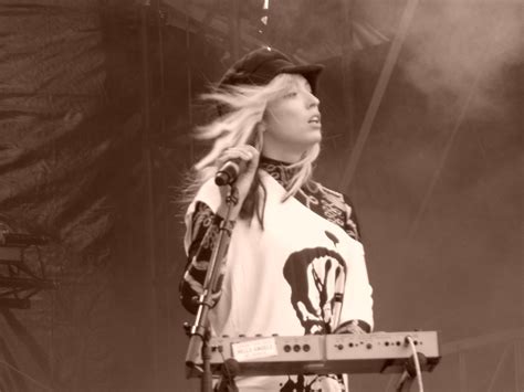 Katie White Katie White Wallpaper Fanpop