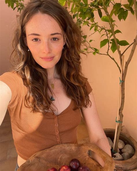 Подивіться які особливості зовнішності вважаються еталоном краси у різних країнах ФОТО