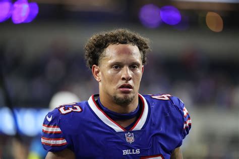 Bills Jets Game Analysis Terrel Bernard Up And Down In First Nfl Start