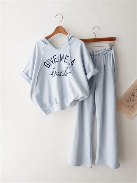 리케마켓 유니크꾸안꾸 Give Me 자수 레터링 브이넥 반팔 후드티셔츠 후드맨투맨 밴딩 일자바지 와이드팬츠 투피스 봄 여름 데일리세트 체육복 운동복 여행룩 수학여행 추리닝세트