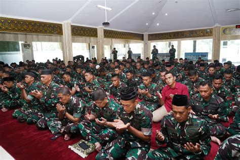 Kodam Xiv Hasanuddin Gelar Doa Bersama Di Masjid Sultan Hasanuddin