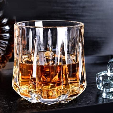 Glassworld Premium Bottom Cut Imported Crystal Whiskey Scotch Glasses