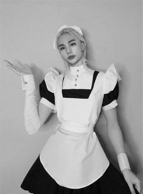 Пин от пользователя Veronica на доске S T A Y Знаменитости Суперкрошки Неоновые наряды