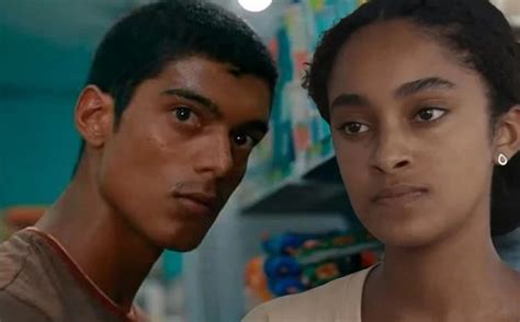 Arma Apontada Chifre Exposto E 3 Tragédias Em Renascer