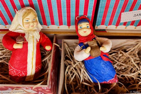 Елочные игрушки в ГУМе дорогие и не очень Nefer — Livejournal