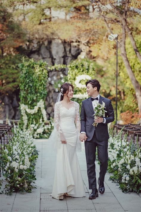80개의 스몰웨딩 아이디어 스몰 웨딩 웨딩 메이크업 해변 결혼식