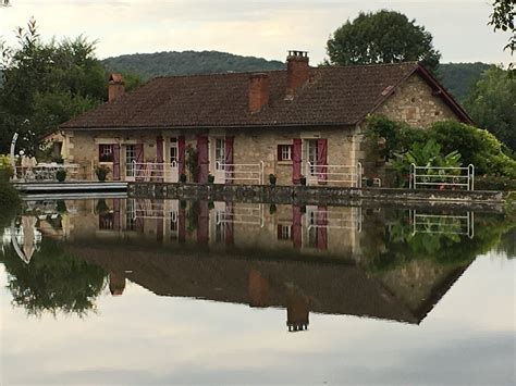 Moulin Rouge Bandb Cenac Et Saint Julien France Tarifs 2022 Mis à Jour 27 Avis Et 30 Photos