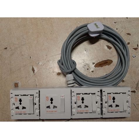 Watt Heavy Duty A Multi Universal Socket Extension Simon Brand A Universal Switch