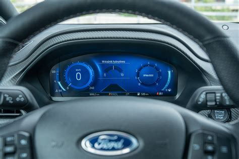 Ford Puma Vivid Ruby Edition Czy Warto