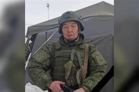 С бойцом СВО простились в Эхирит Булагатском районе Kp Ru